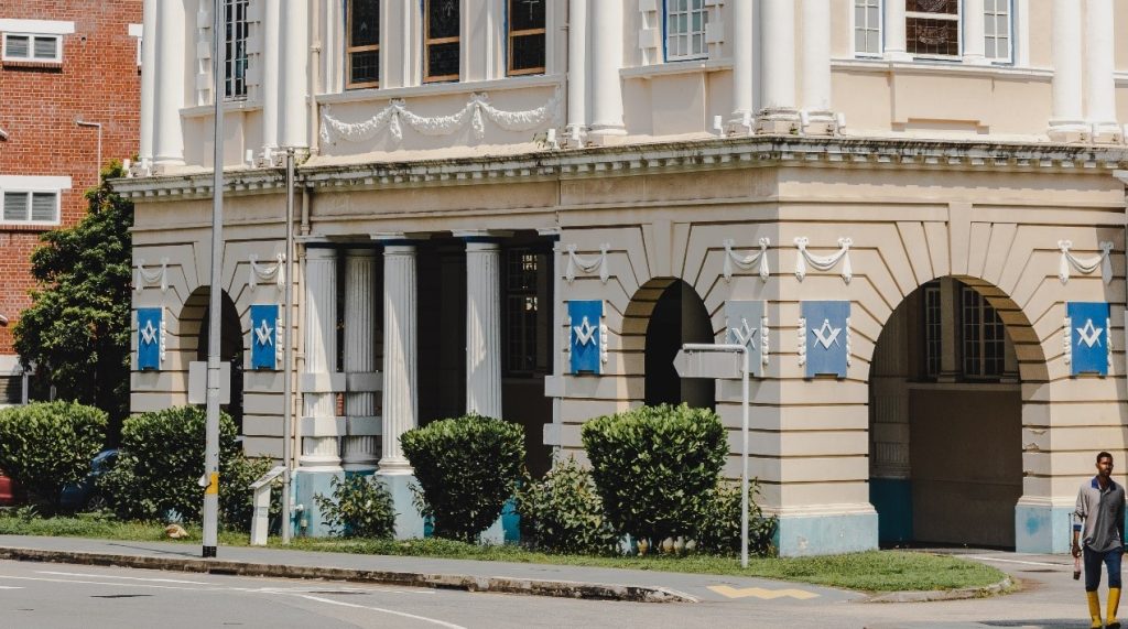 A Helpful Guide to Know Masonic Symbols - Blog Gthic