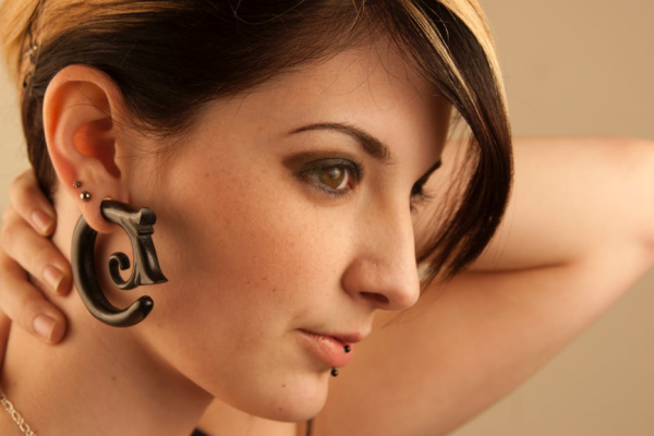 A Complete Guide to the Different Types of Body Piercing